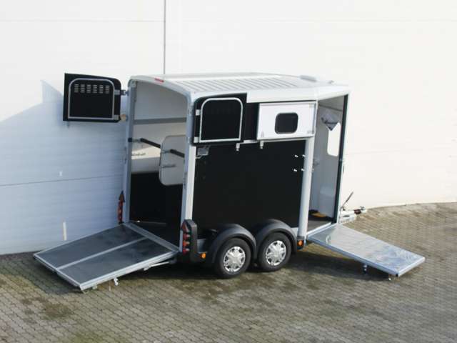 Ifor Williams Pferdeanhänger beim Nr.1 Händler kaufen | Koch Anhängerwerke